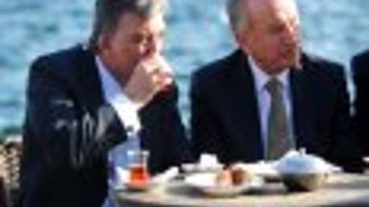 Cumhurbaşkanı'nın boğazda simit çay keyfi