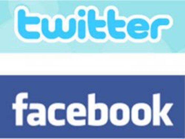 Facebook anti-sosyalleştiriyor