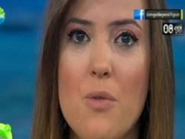 Simge Fıstıkoğlu canlı yayında ağladı