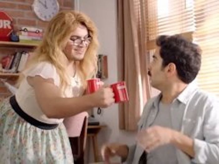 İşler Güçler'in Boomcu Onur'u reklam yıldızı oldu