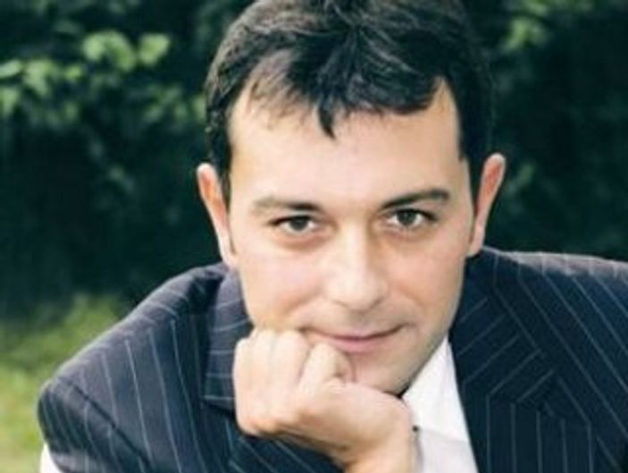 Arka Sokaklar dizisine yeni isim: Yalçın Dümer