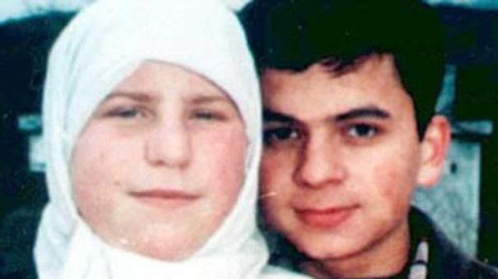 Kahramanmaraşlı Musa ile İngiliz Sarah'ın oğlu 18 yaşında