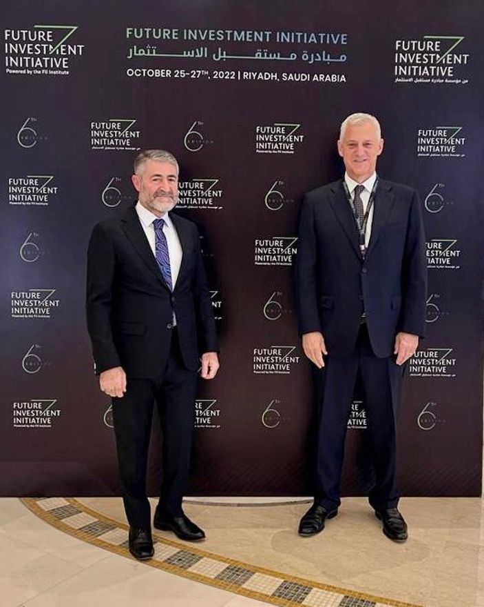 Nureddin Nebati, Riyad'da Standard Chartered CEO’su Winters ile görüştü