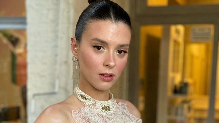 Buçe Buse Kahraman beyaz bikinisiyle nefes kesti! "Ferit bin pişman"