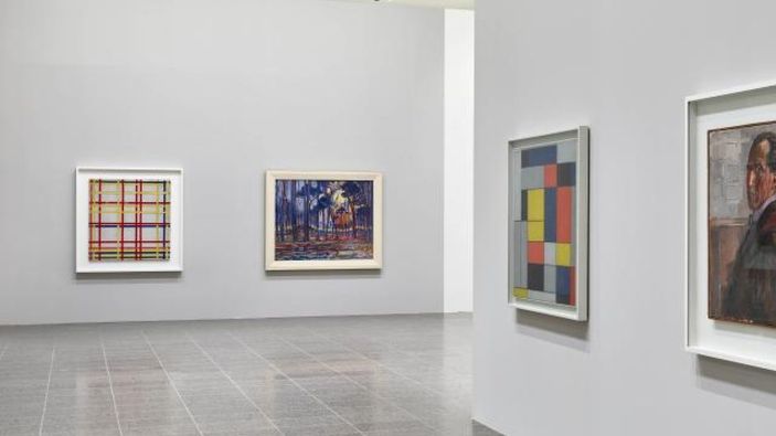 Ressam Piet Mondrian'ın, New York City tablosu 75 yıldır ters asılıyor ...