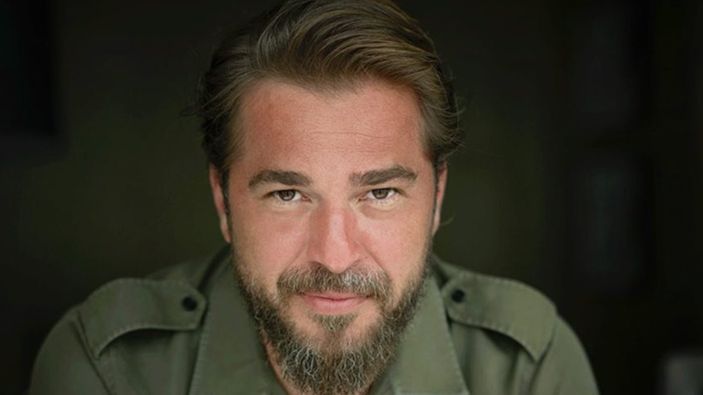 Çöp Adam'ın yıldızı Engin Altan Düzyatan'ın toyluk halleri! 'Babyface ...