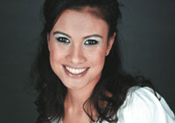 Ergenç'in eski eşi tiyatro yapıyor