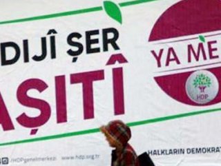 HDP'nin pankartı mahkeme kararıyla kaldırıldı