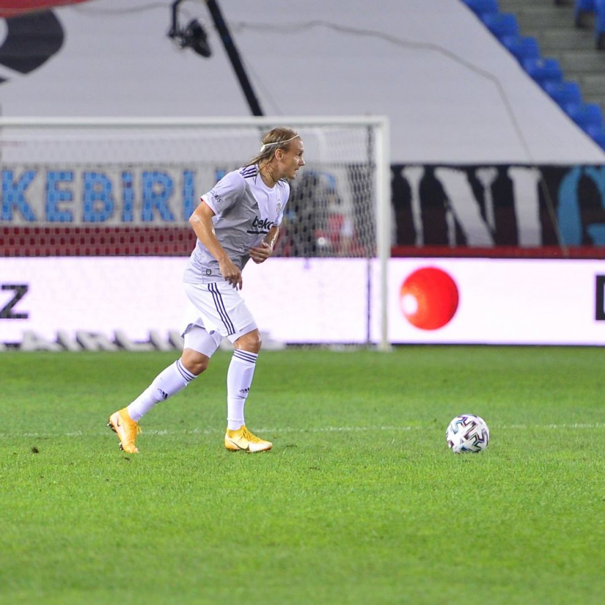 Domagoj Vida kimdir, kaç yaşında? Domagoj Vida transfer mi oldu ...