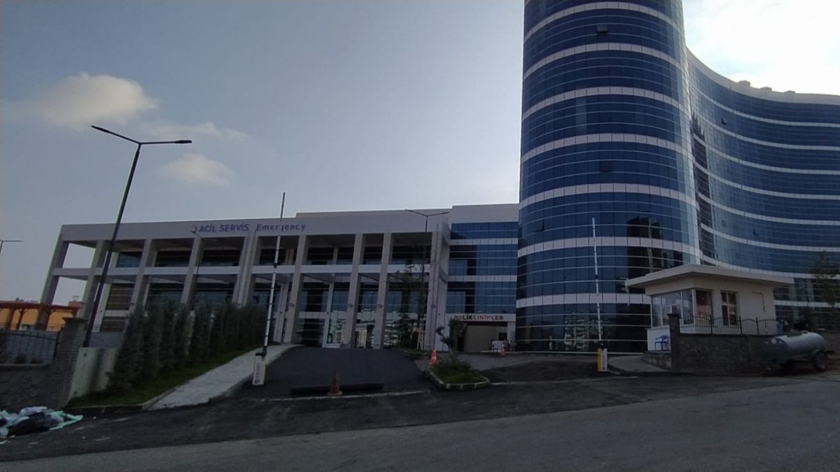 It was decided to establish an 810-bed training and research hospital ...