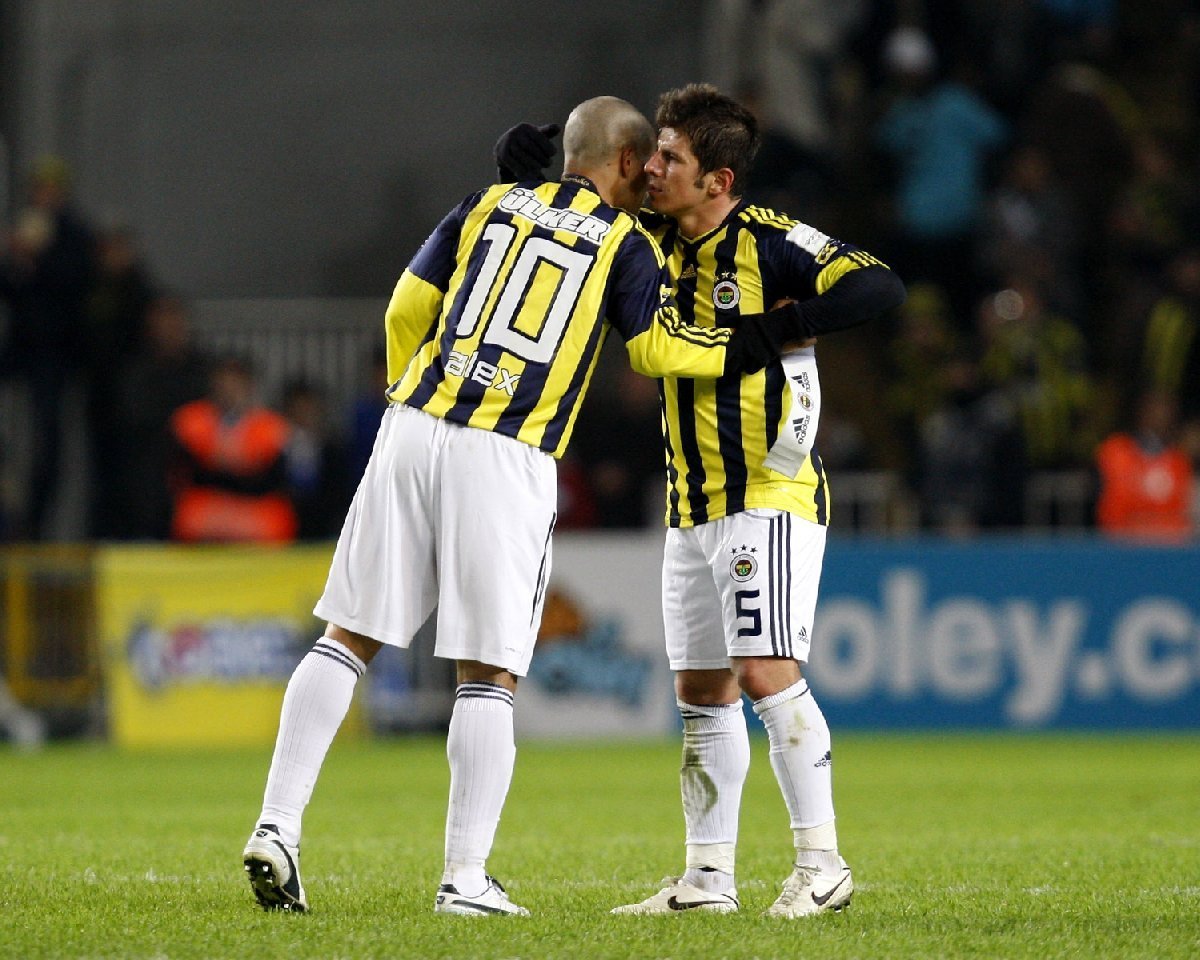 Emre Belözoğlu: Alex, Fenerbahçe tarihindeki en büyük futbolcu Emre Belözoğlu: Alex, Fenerbahçe tarihindeki en büyük futbolcu