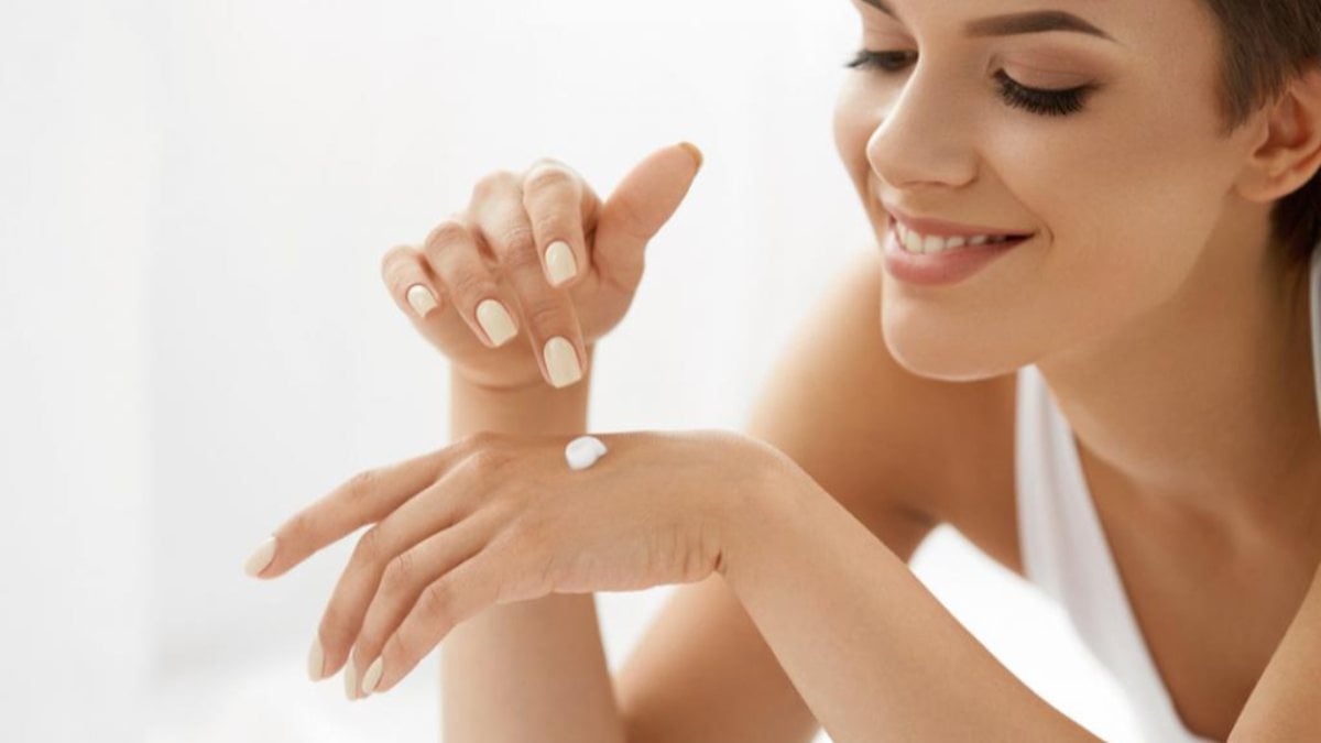 8 ways to keep your hands young – Kimdeyir