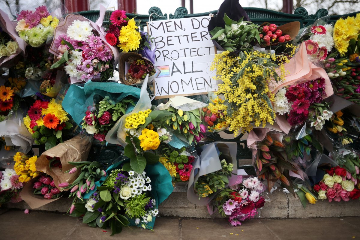 UK police officer arrested for killing Sarah Everard – Kimdeyir