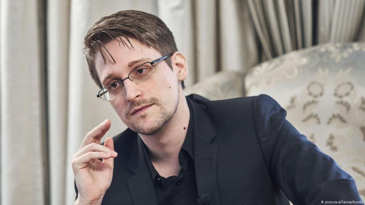 Computer expert Edward Snowden, who leaked classified US documents ...