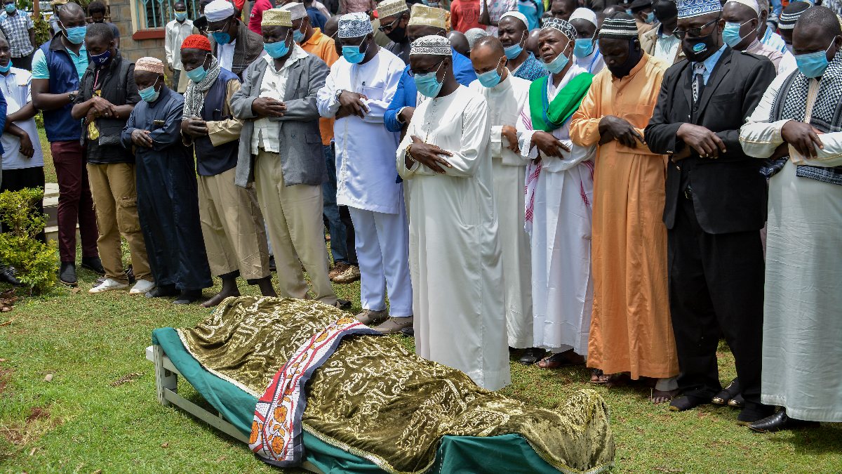 Barack Obama’nın büyükannesi Sarah Obama son yolculuğuna uğurlandı