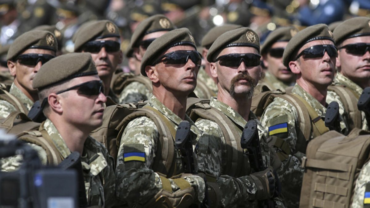 100 thousand soldiers await orders for war in Ukraine – Kimdeyir