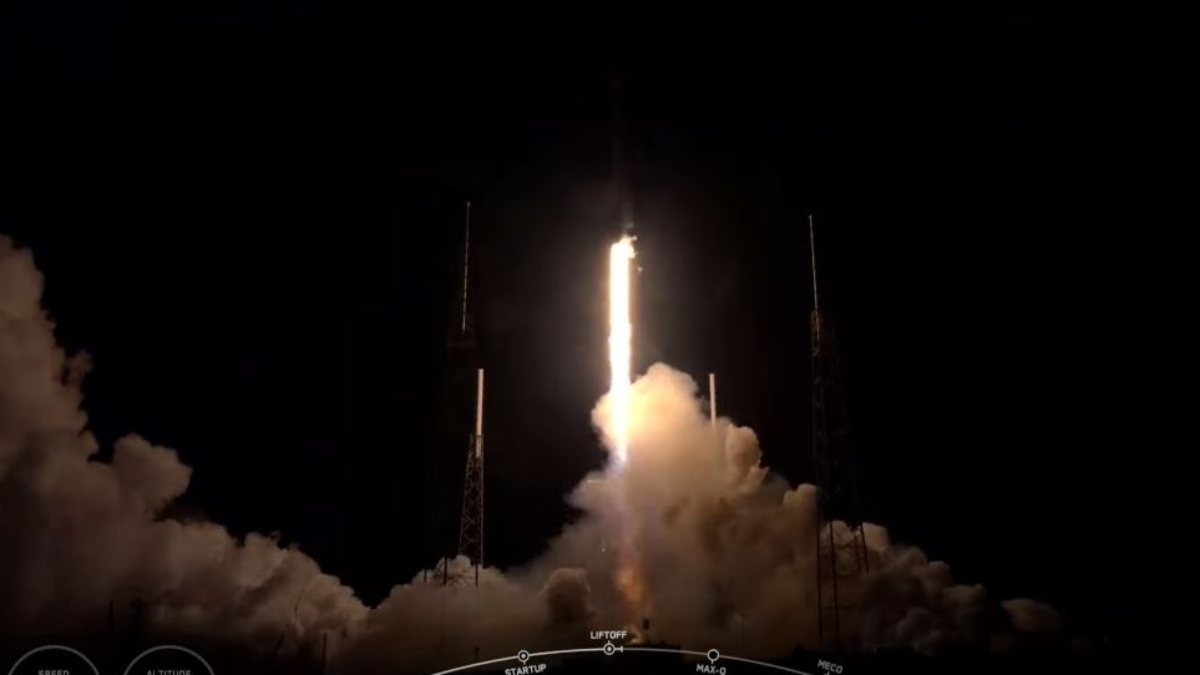 SpaceX launches 60 more Starlink internet satellites into space – Kimdeyir SpaceX launches 60 more Starlink internet satellites into space – Kimdeyir