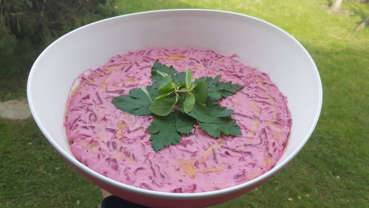 Sofralarınızı renklendirecek bir tarif: Pembe sultan