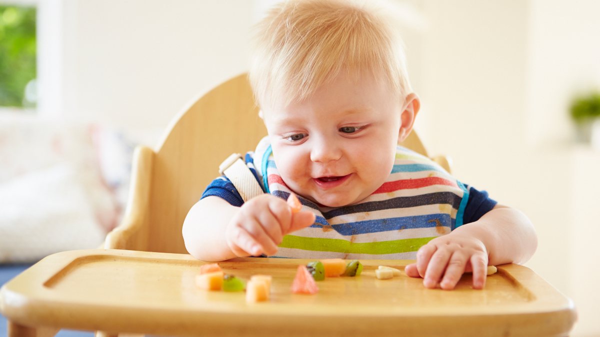 5 Benefits Of Letting Your Baby Feed Himself Kimdeyir 5-benefits-of-letting-your-baby-feed-himself-kimdeyir