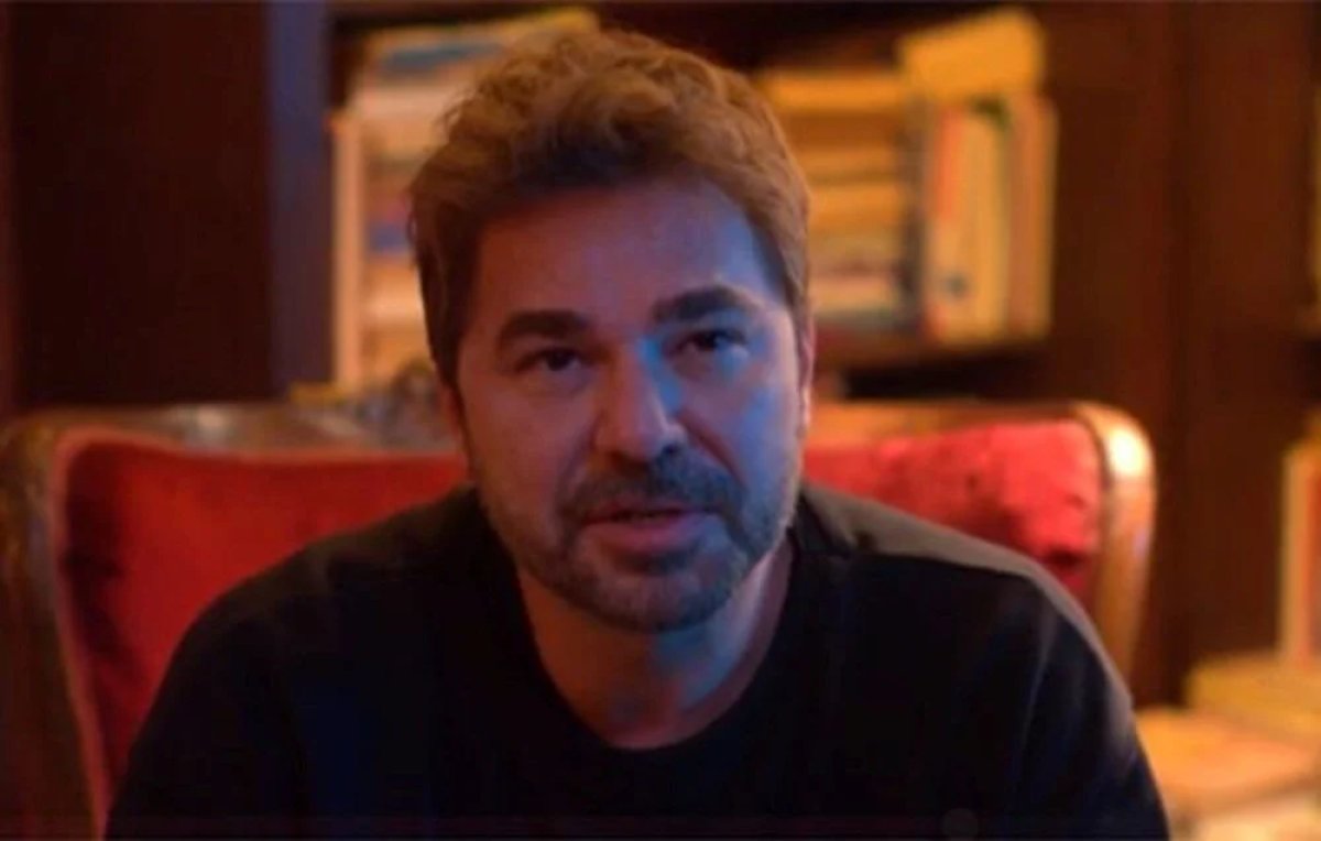 Çöp Adam'ın yıldızı Engin Altan Düzyatan'ın toyluk halleri! 'Babyface ...