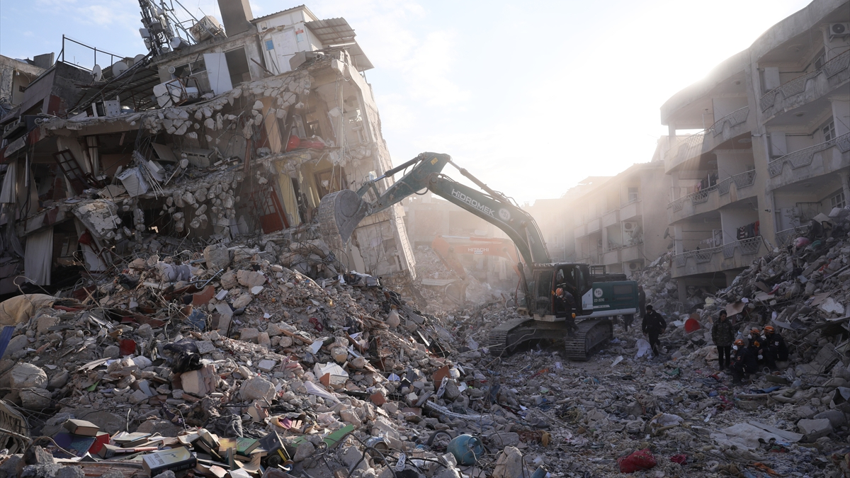 ABD'li deprem uzmanı Susan Hough, Türkiye’nin yaşadığı iki büyük ...