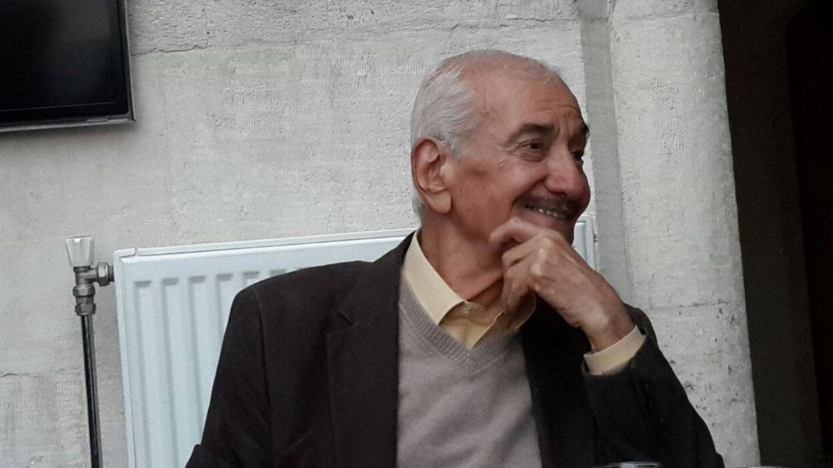 Rekortmen senarist Safa Önal hayatını kaybetti