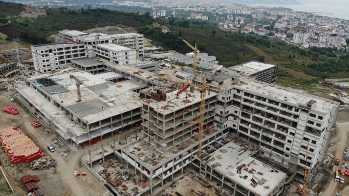 Ordu Şehir Hastanesi yükseliyor