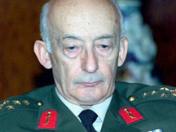 Teoman Koman'la Özal'ın ilginç diyaloğu