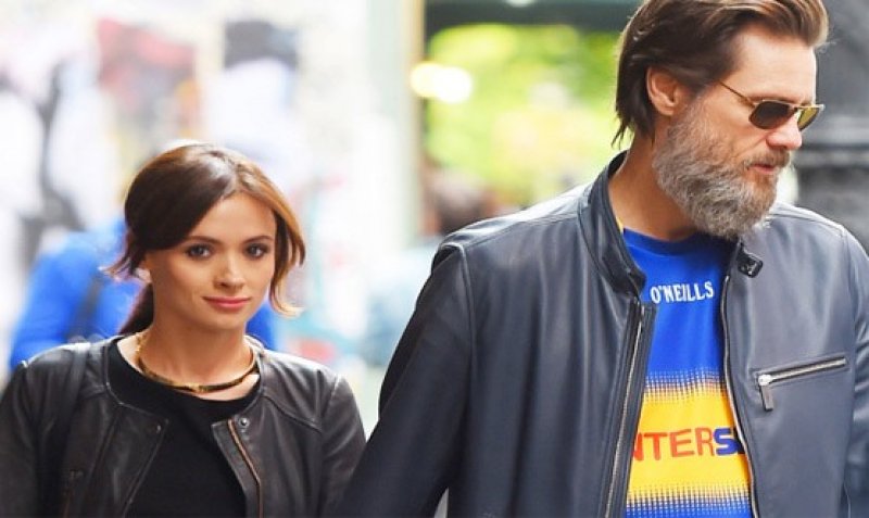 Jim Carrey'nin eski sevgilisi intihar etti