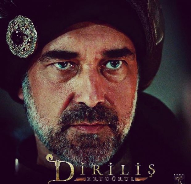 Burak Hakkı yabancı aşkı Hara Pappa’yla sözlendi