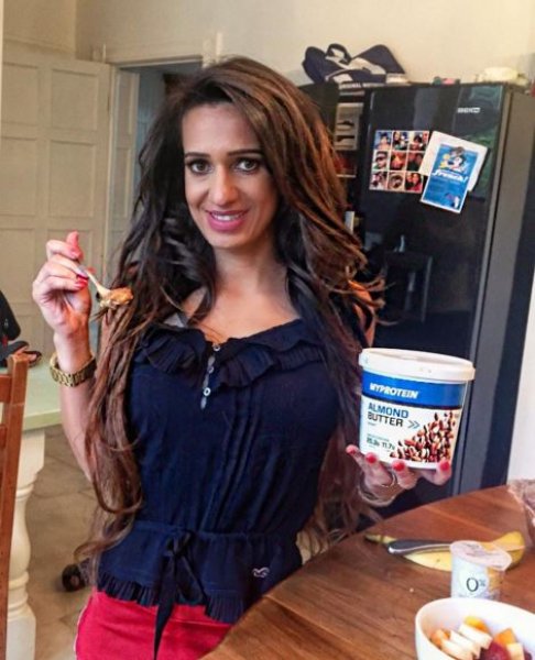 Kocası tarafından terk edilen genç kadın kendini spora verdi