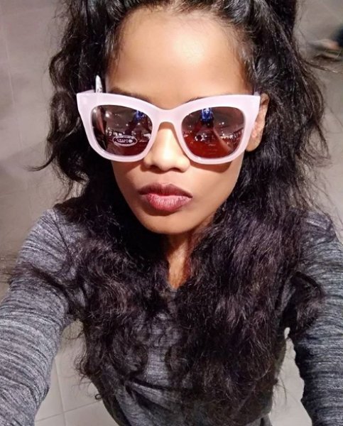 Hint model Renee Kujur'un Rihanna'ya olan benzerliği