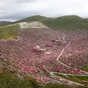 Çin'in görülmemiş şehri Serthar Country | Ensonhaber