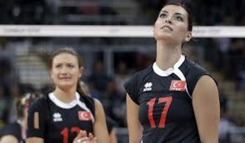 Milli voleybolcu Neslihan Darnel ve eşi boşandı!