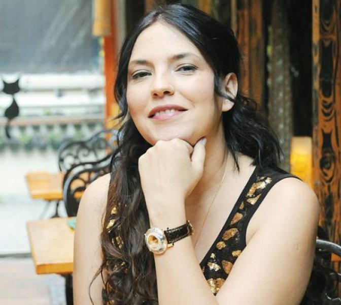 Yeşim Salkım: Eski eşim evlenirse düğününe giderim