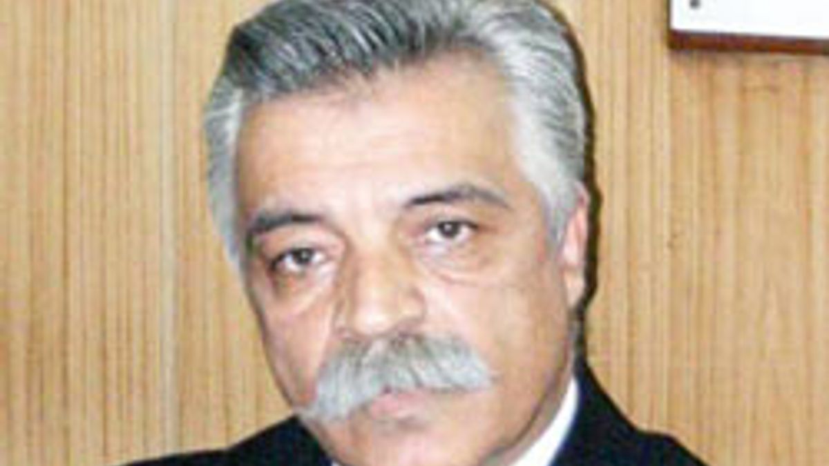 Ülkücülerde Ozan Arif bölünmesi