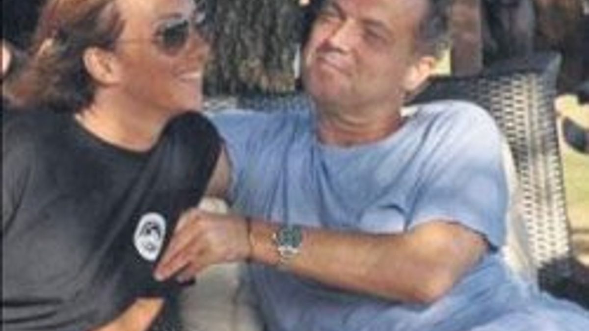 Cem Uzan Fransa'da gizlice evlendi