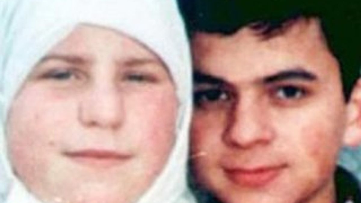 Kahramanmaraşlı Musa ile İngiliz Sarah'ın oğlu 18 yaşında