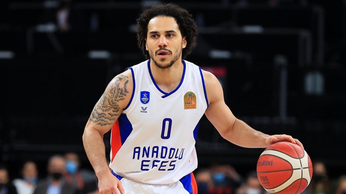 Real Madrid, Shane Larkin'in peşini bırakmıyor