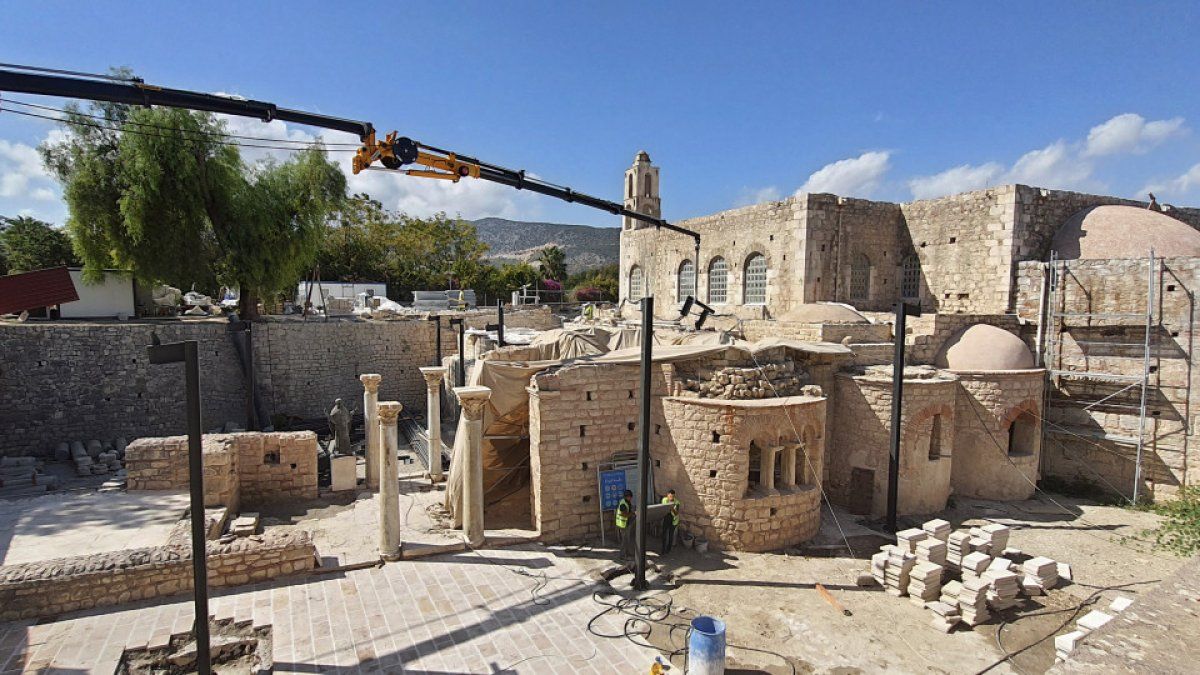 Antalya'daki Noel Baba Kilisesi'nde yeni buluntular