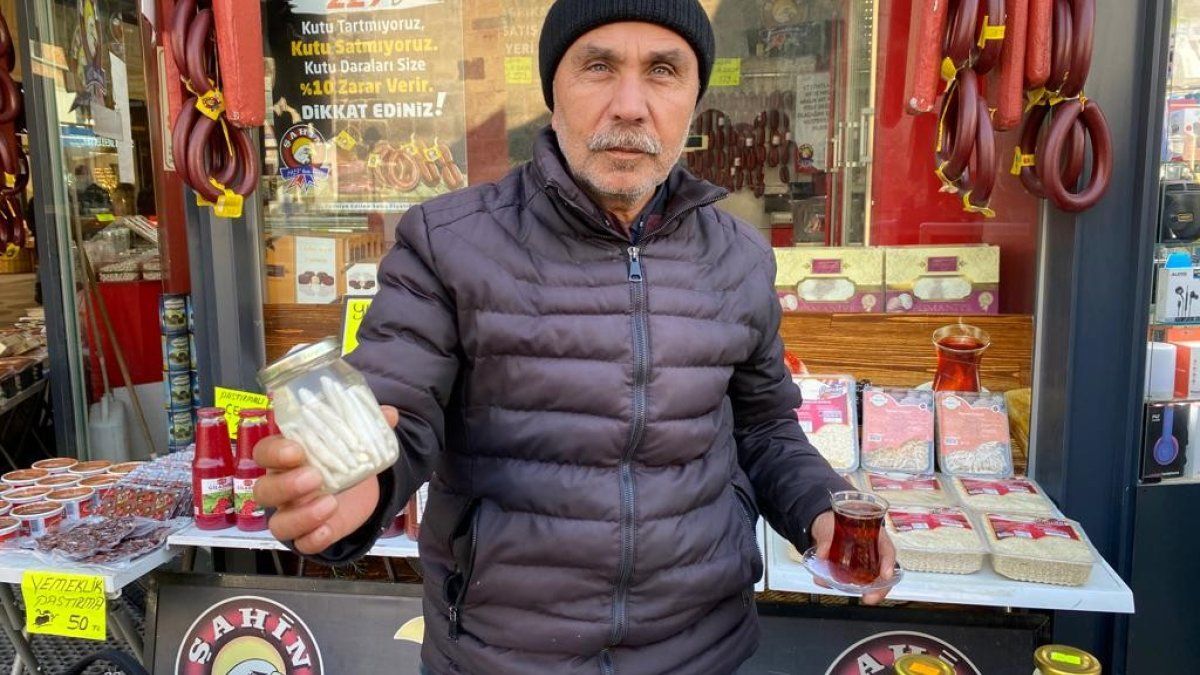 Kenger sakızının kilosu 2 bin 500 TL