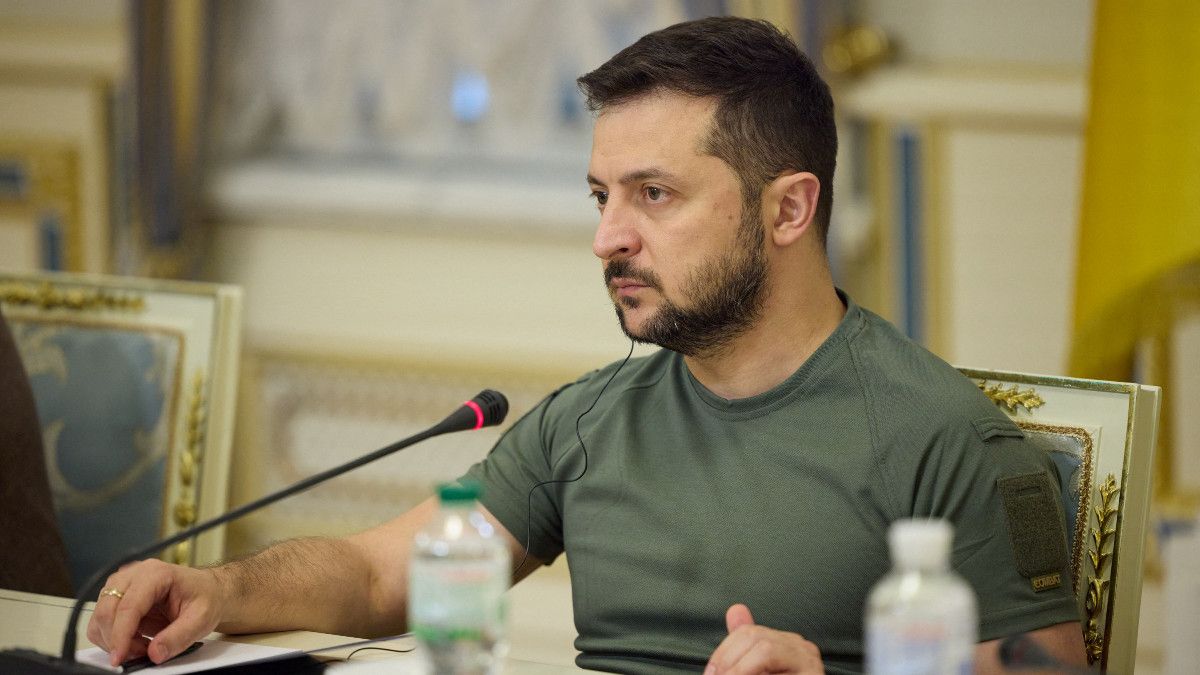 Vladimir Zelensky, AB için ülkesinde reform sinyali verdi Vladimir Zelensky, AB için ülkesinde reform sinyali verdi
