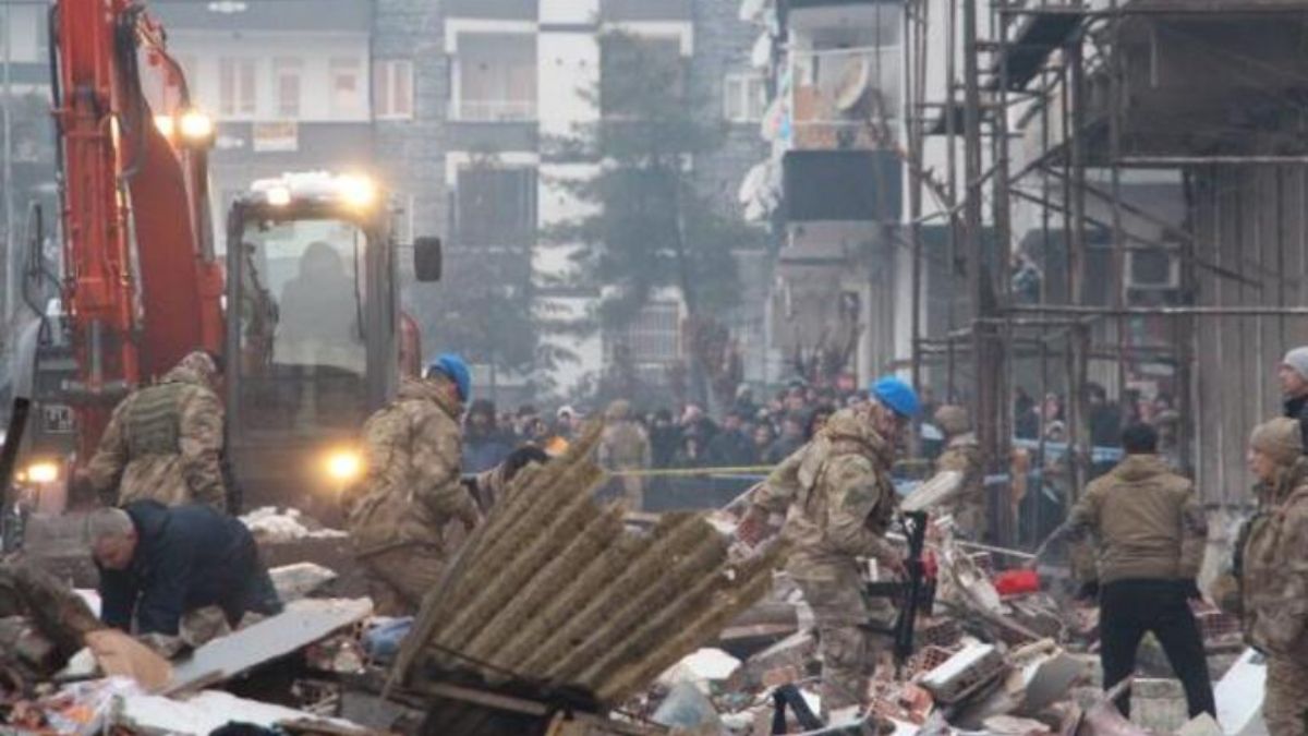 Hulusi Akar: Şehitlerimiz var