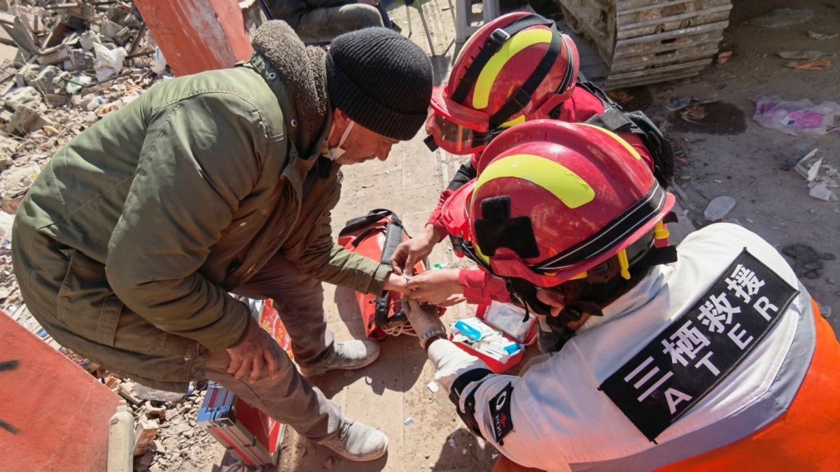 Deprem bölgelerine yardıma giden Çinli ekip yaşadıklarını anlattı