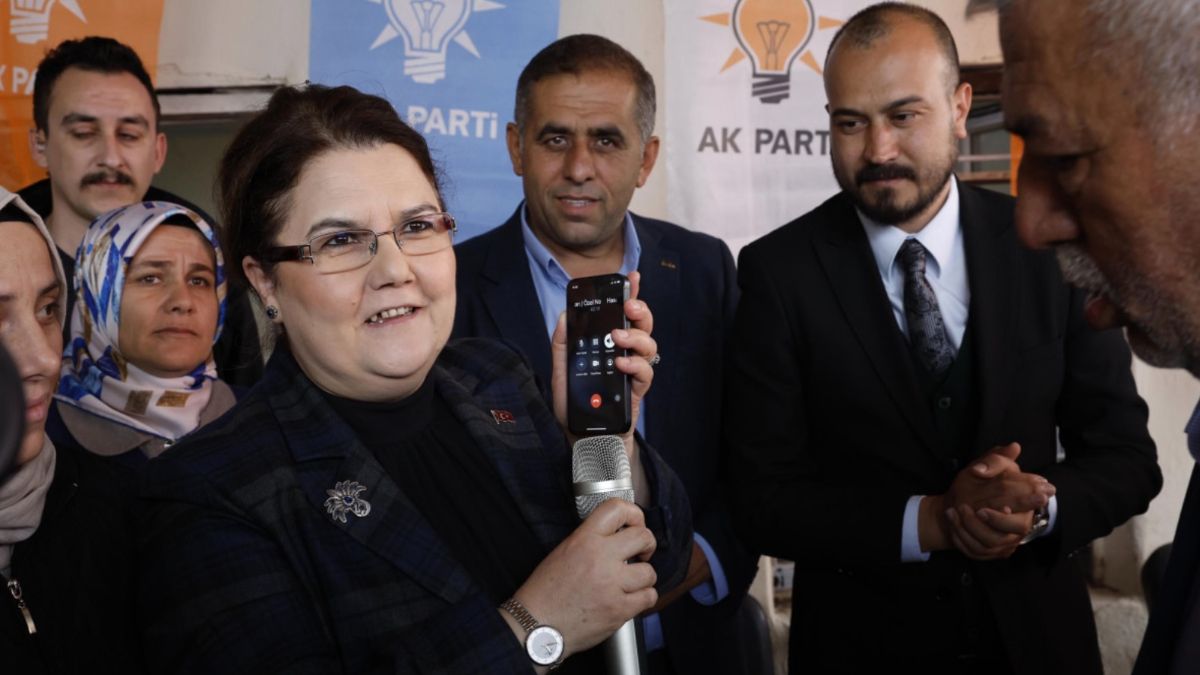 Cumhurbaşkanı Erdoğan, Derya Yanık'ın programında telefonda ...