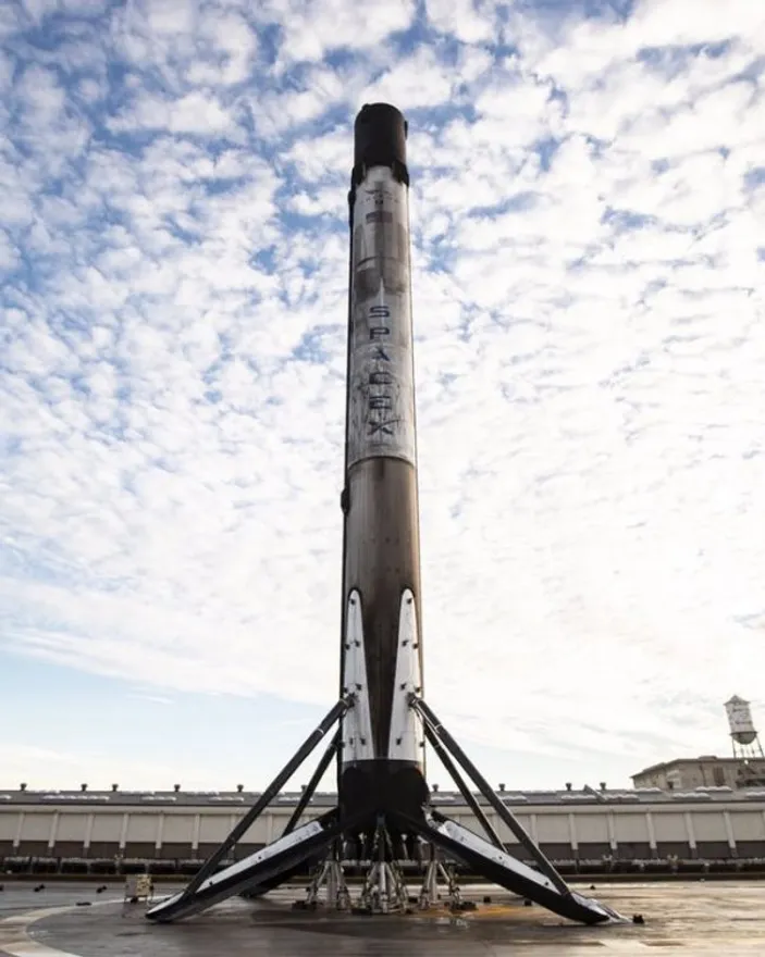 Elon Musk, Falcon 9'dan inanılmaz fotoğraflar paylaştı