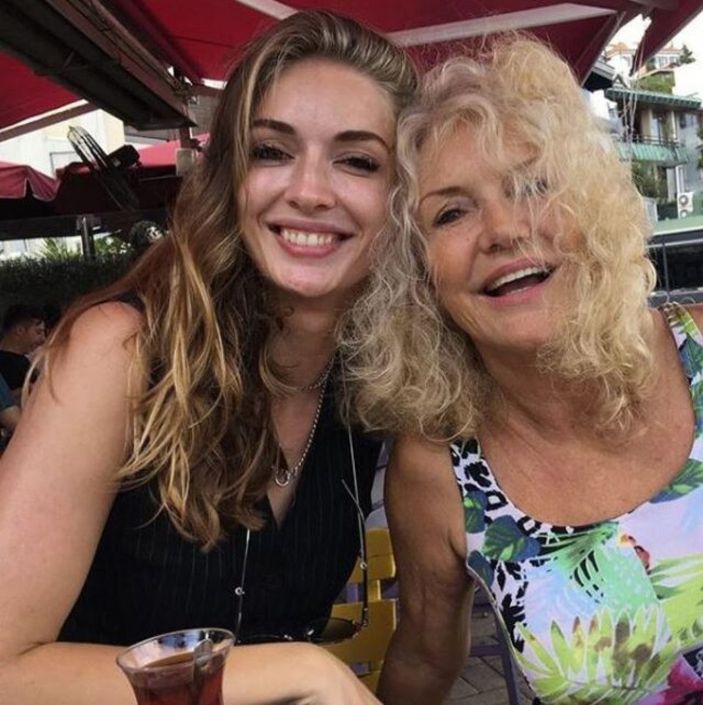 Suna Yıldızoğlu kimdir? Suna Yıldızoğlu kaç yaşında, kiminle evli? Suna ...