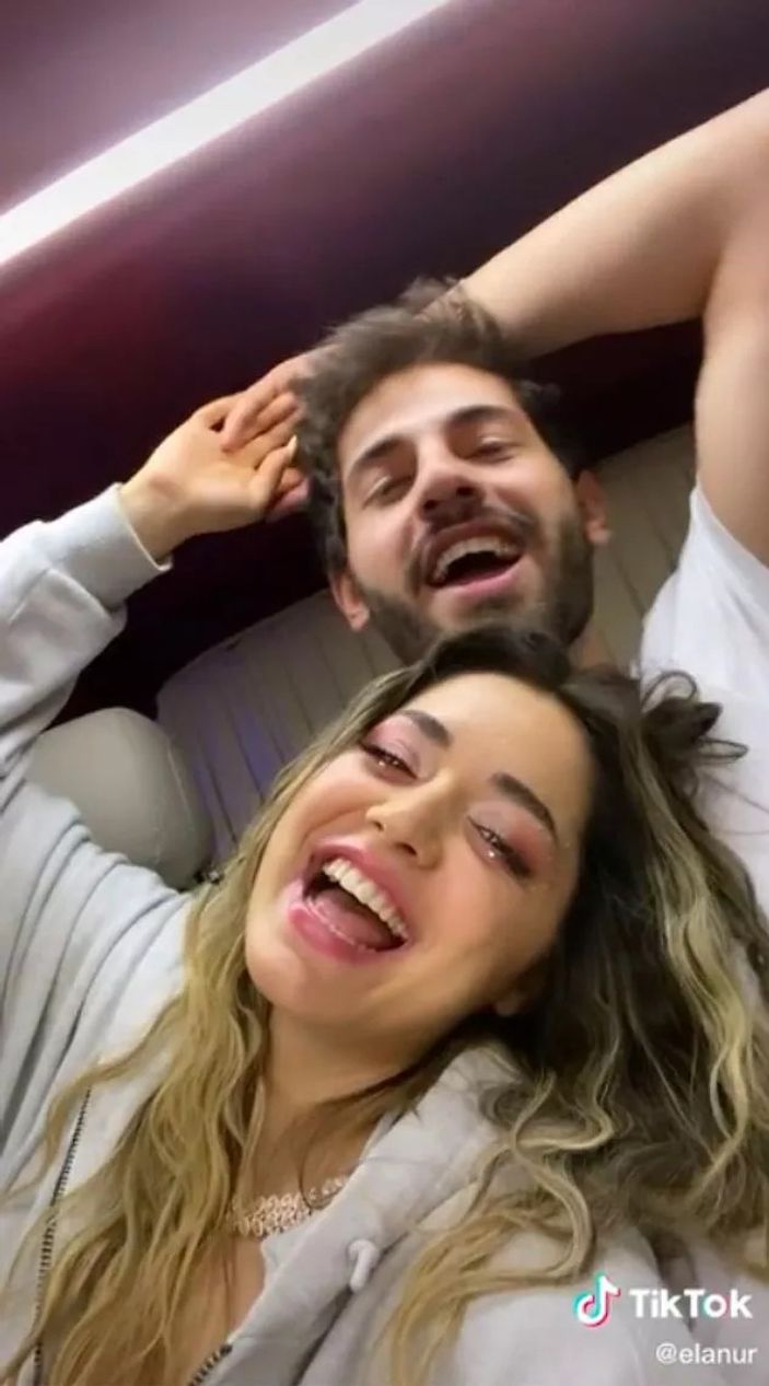 Hem dudağında hem kucağında... Survivor Elanur'un sevgilisiyle aşk ...