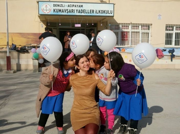 Yazar Yelda Yolay, 10 yılda farklı şehirlerde 32 kütüphane kurdu