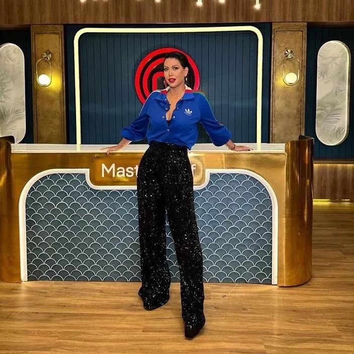 Yatak pozu olay olmuştu! Wanda Nara'nın derin dekoltesi Instagram'ı ...